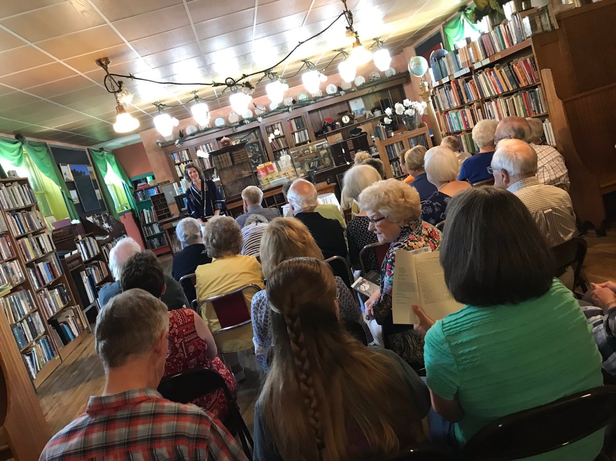 Book tour: A time to reflect – Sarah Coomber